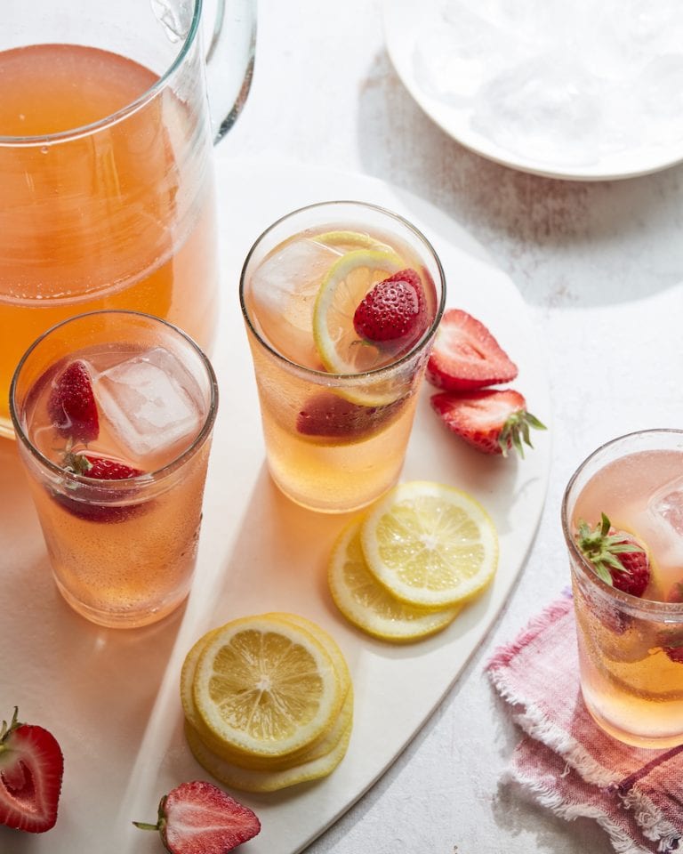 Spiked Pink Lemonade - What's Gaby Cooking