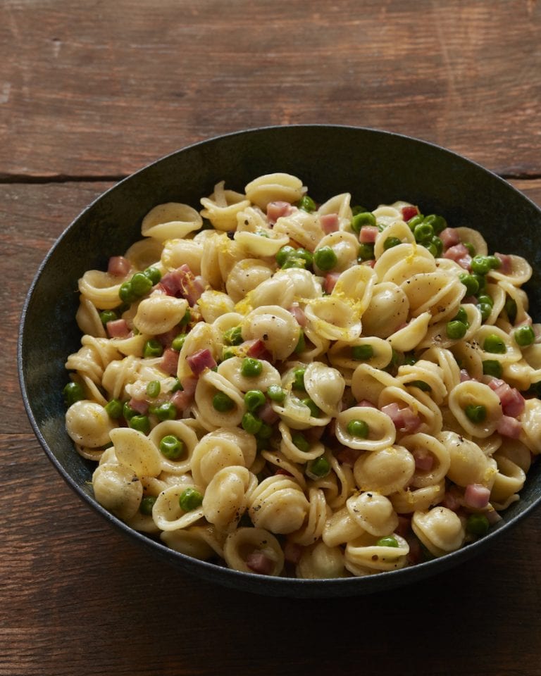 Schinkennudeln (Ham & Cheese Pasta) - What's Gaby Cooking