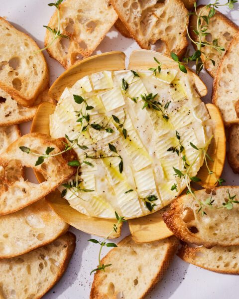 Thyme and Garlic Baked Camembert - What's Gaby Cooking