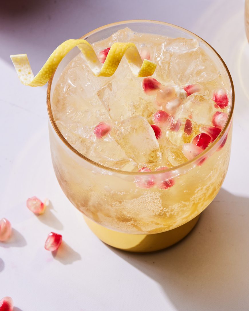 Sparkling Apple Cider Mocktail - What's Gaby Cooking